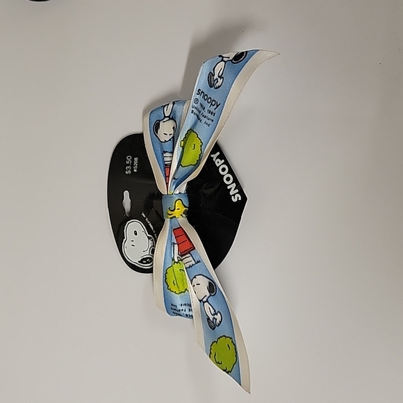 Karina Inc | Accessories | Snoopy Ribbon Hair Clip | Poshmark